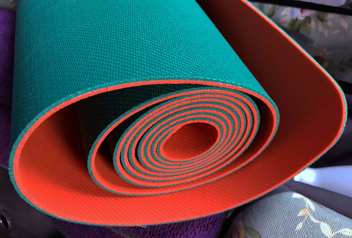 natural rubber yoga mat